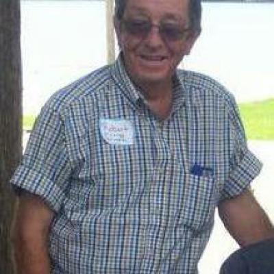 Robert Farnam Obituary | Keeper Memorials