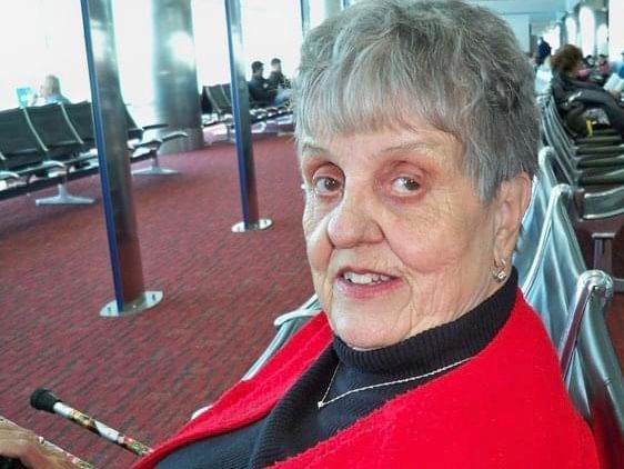 Angie Downing's Instagram, Twitter & Facebook on IDCrawl