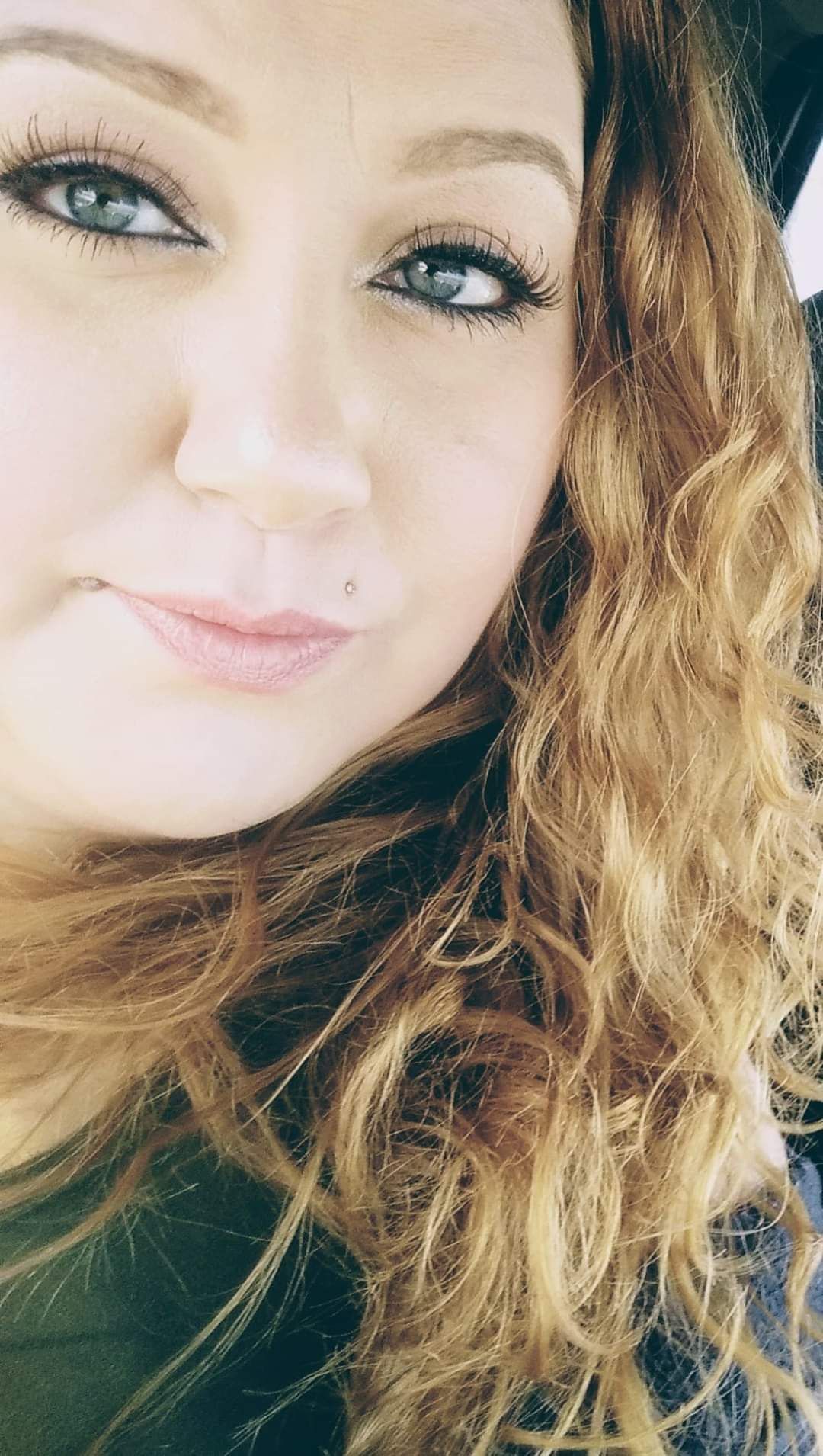 Amy Elizabeth's Instagram, Twitter & Facebook on IDCrawl