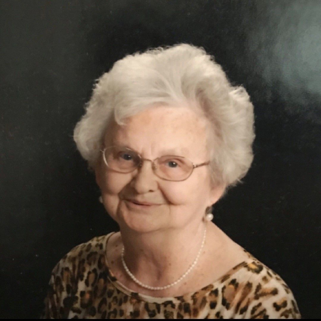 Christine Summers's Instagram, Twitter & Facebook on IDCrawl